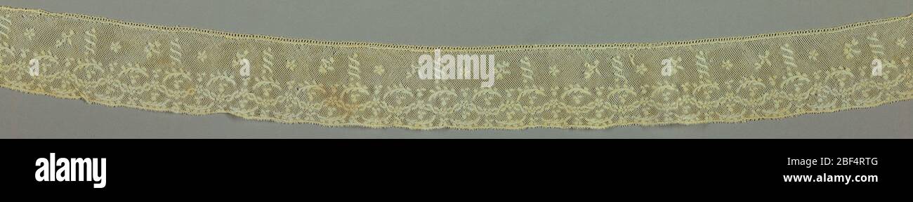 Narrow border pattern hi-res stock photography and images - Alamy