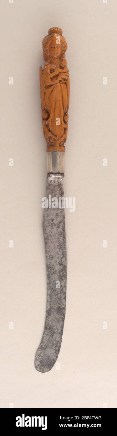 Knife. Scimitar-shaped blade with rounded end. Octagonal socket of ...
