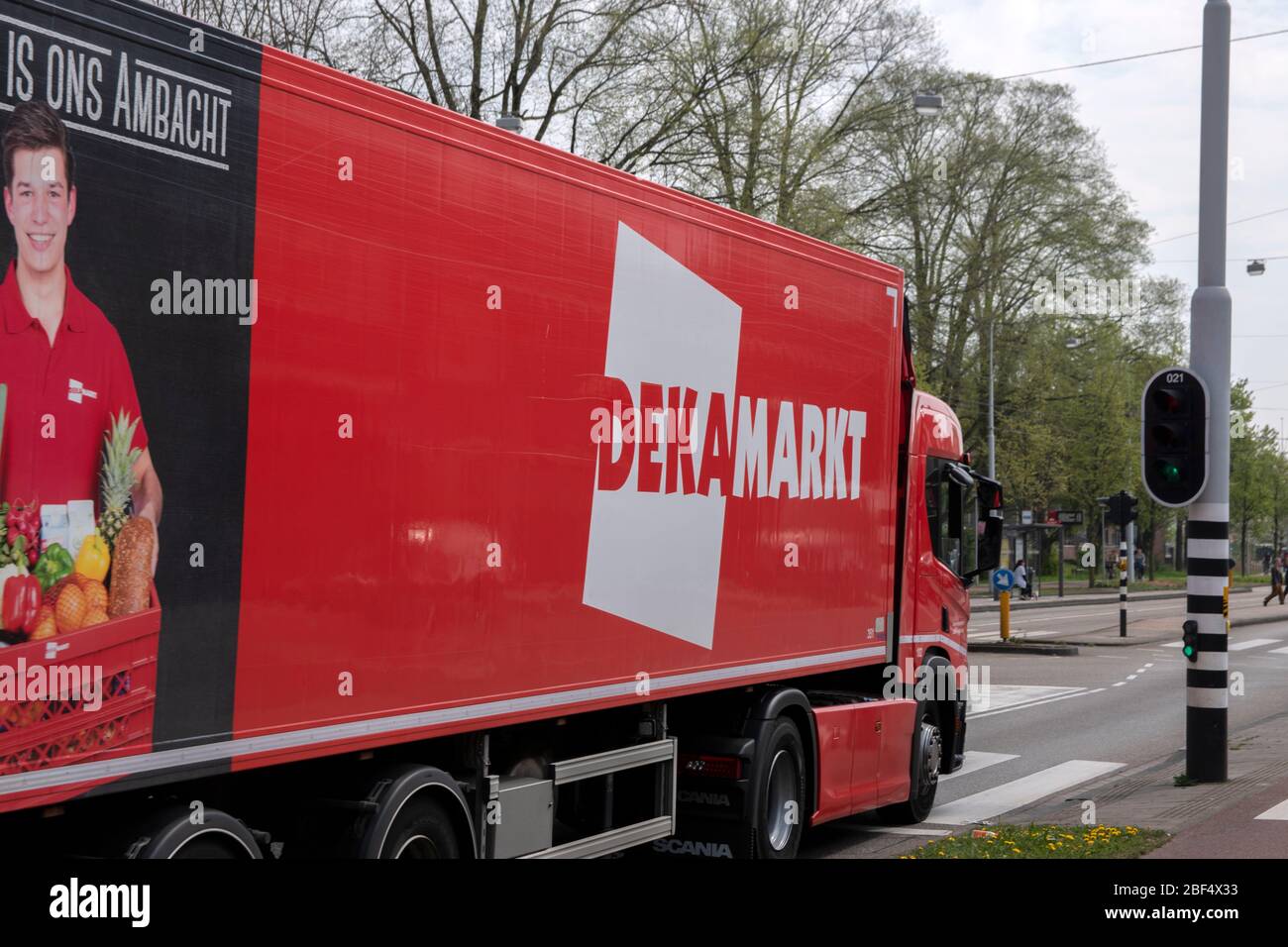 Deka logo hi-res stock photography and images - Alamy