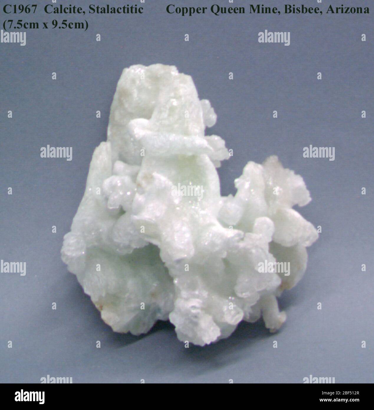Calcite crystal structures hi-res stock photography and images - Alamy