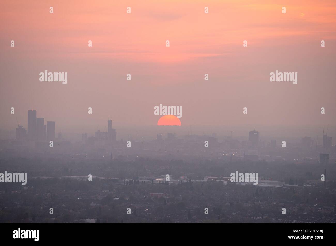 Sun pat hi-res stock photography and images - Alamy