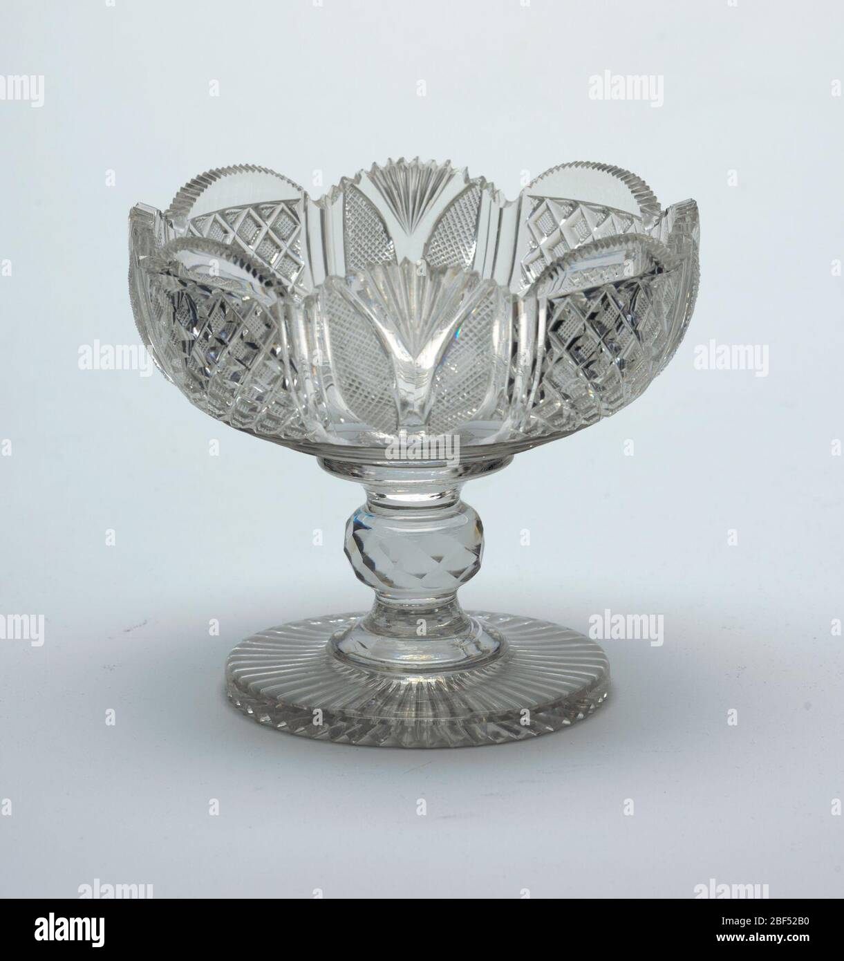 Radial cutting hi-res stock photography and images - Alamy