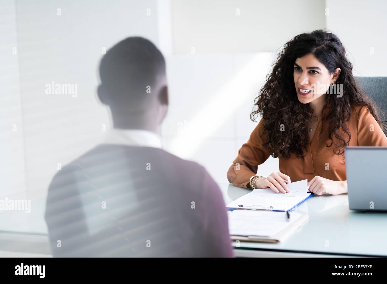 Black female job applicant hi-res stock photography and images - Alamy