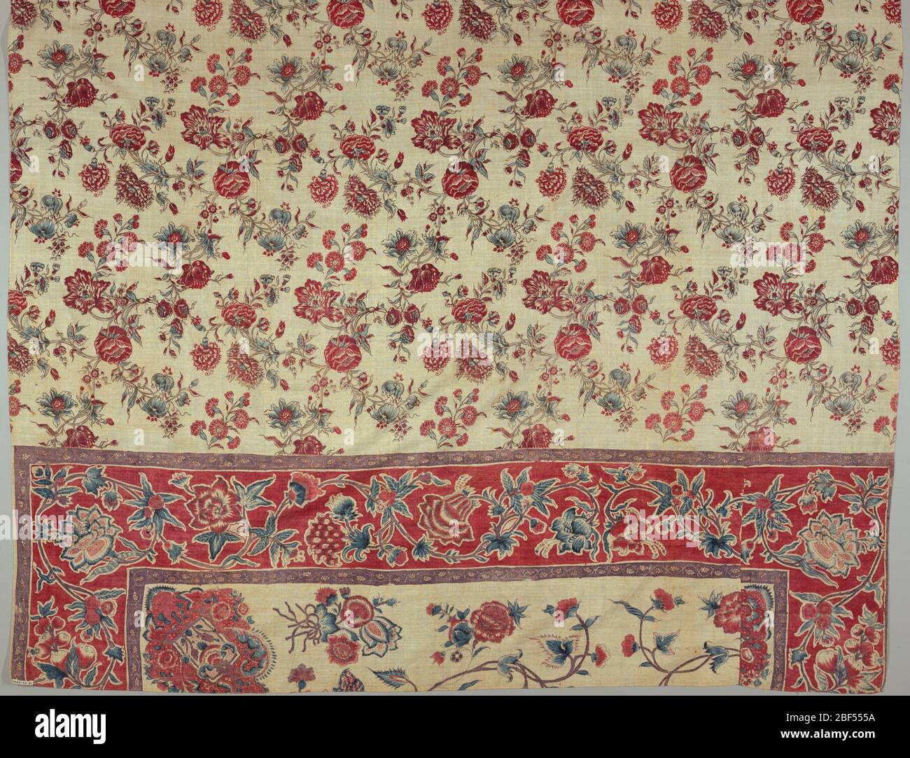 Blue chintz hi-res stock photography and images - Alamy