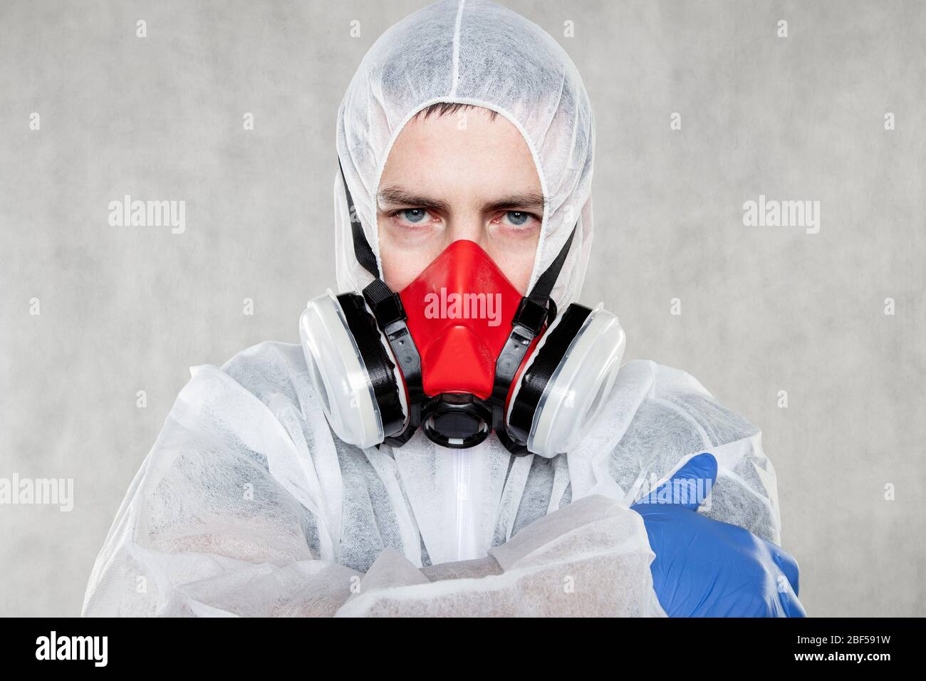 doctor in a complete protective suit Stock Photo - Alamy