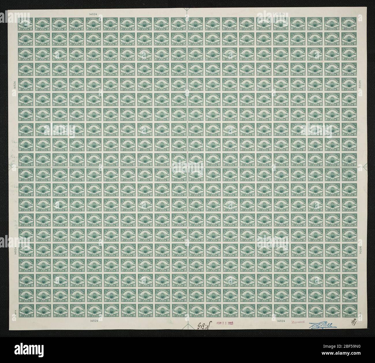 Airplane radiator hi-res stock photography and images - Alamy