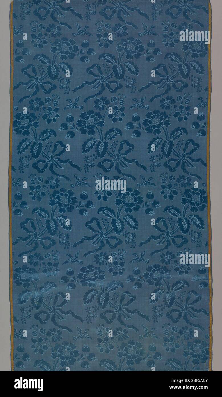 Dark blue taffeta hi-res stock photography and images - Alamy