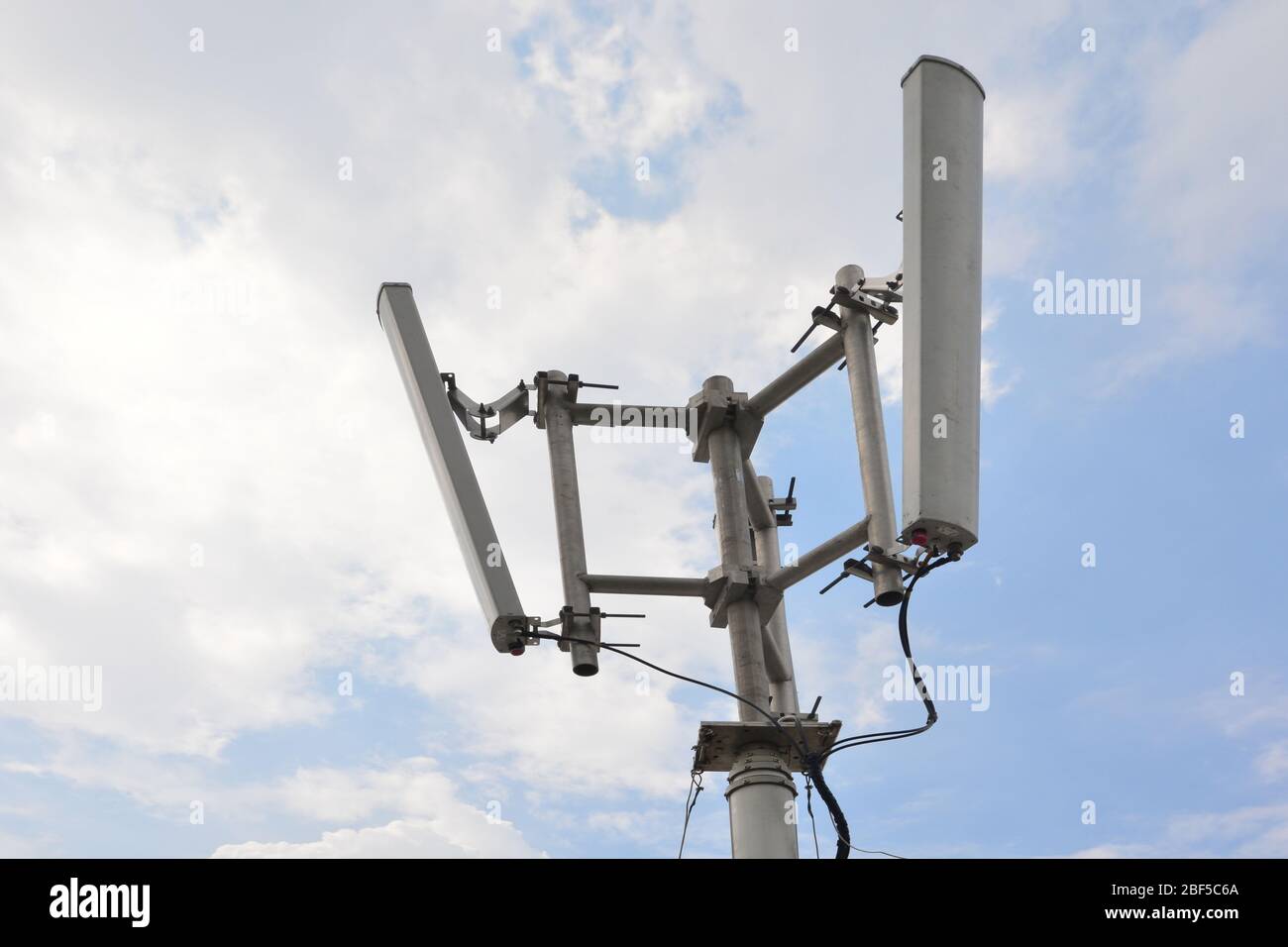 Mobile phone signal repeater equipment on the roof Stock Photo - Alamy