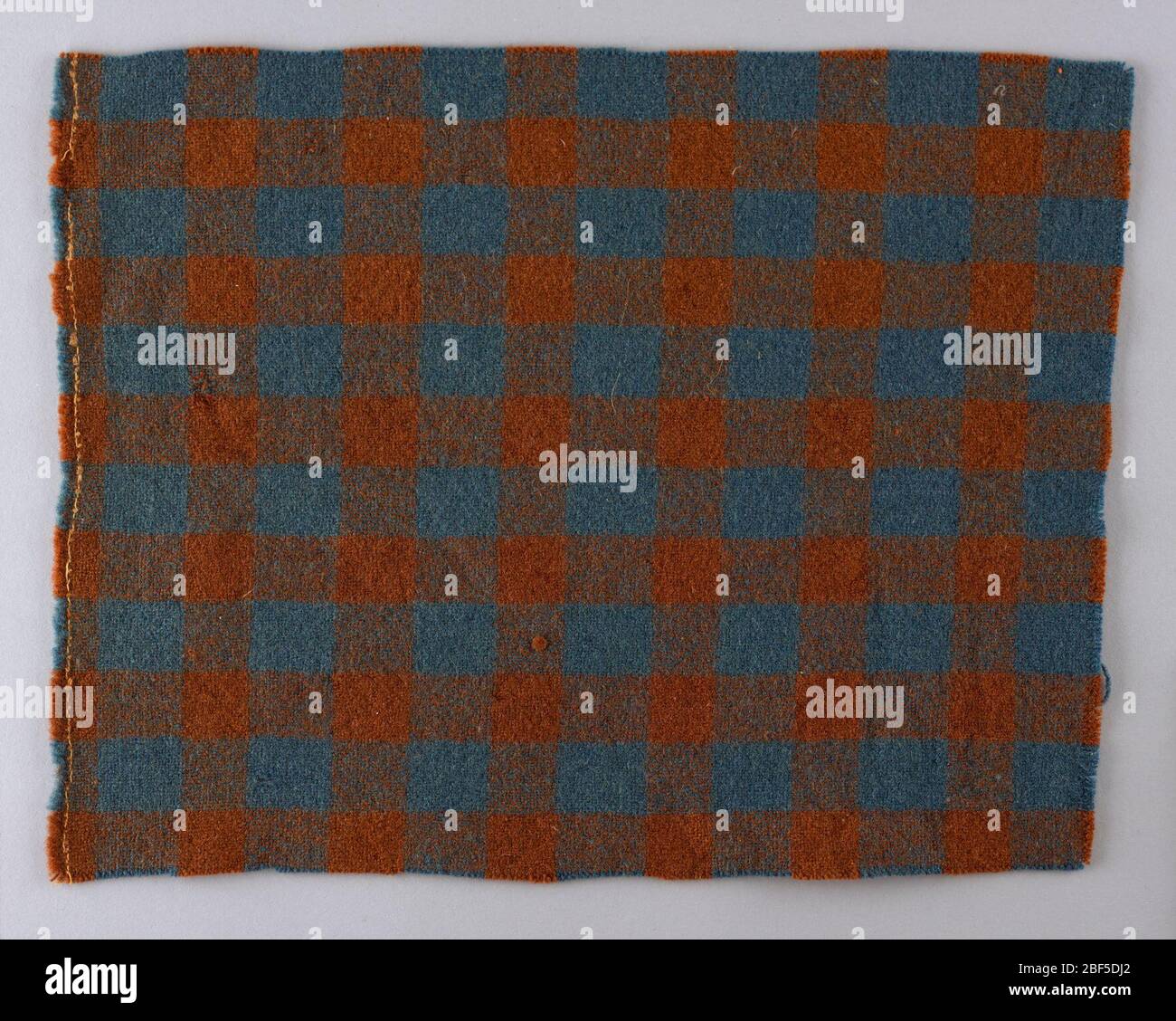 Alternating warp stripes hi-res stock photography and images - Alamy