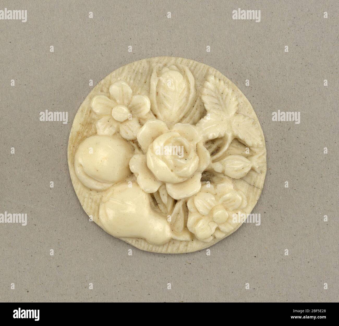 Ivory carved hi-res stock photography and images - Alamy