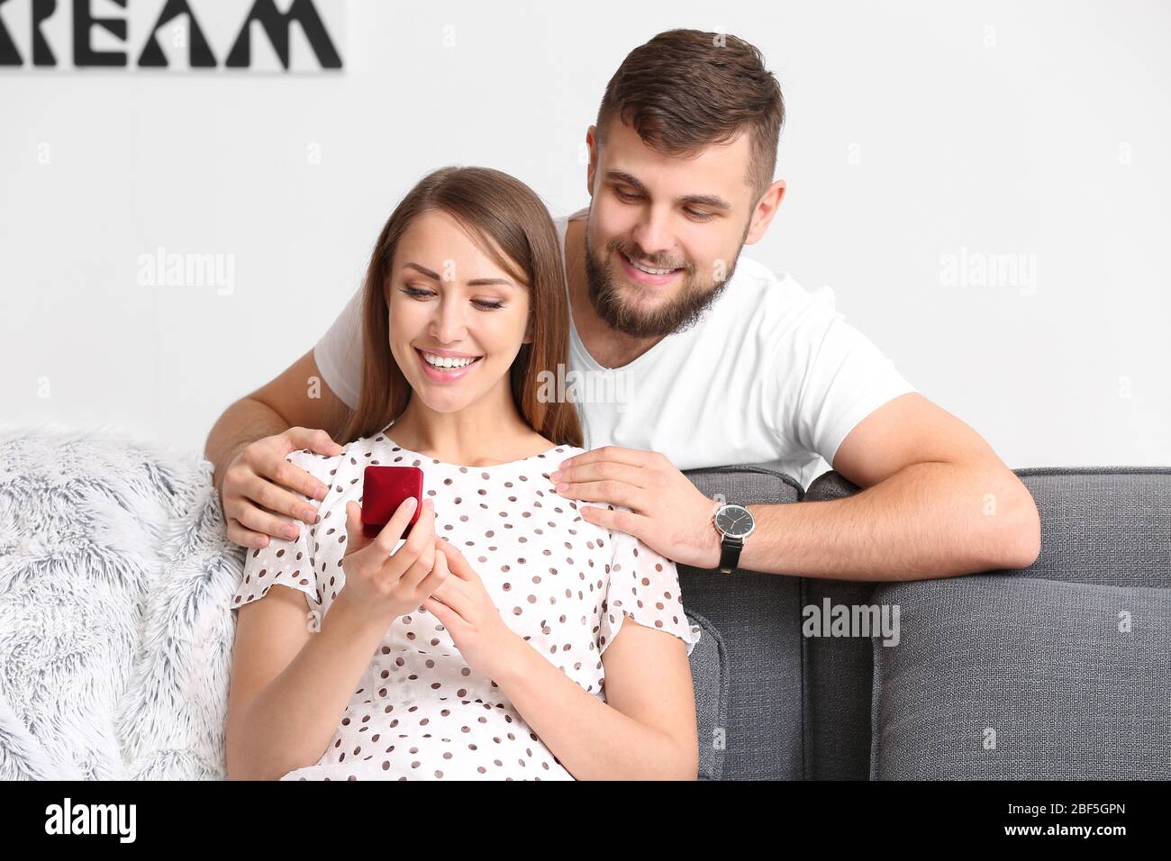 Man proposing beloved beautiful hi-res stock photography and images - Alamy
