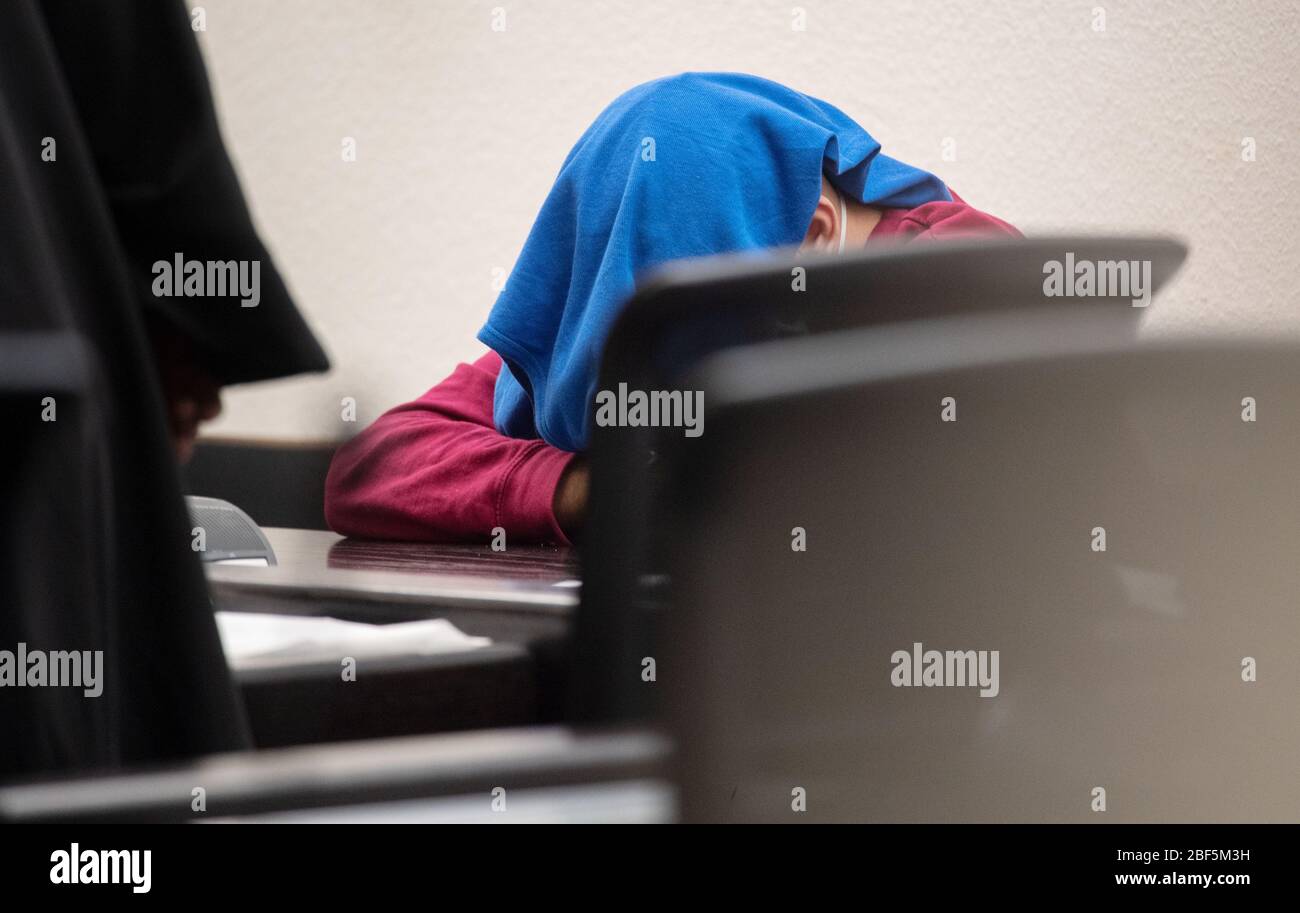 Samurai sword murder court hi-res stock photography and images - Alamy