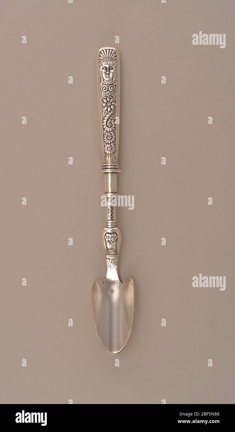 Assyrian Head pattern Stock Photo - Alamy