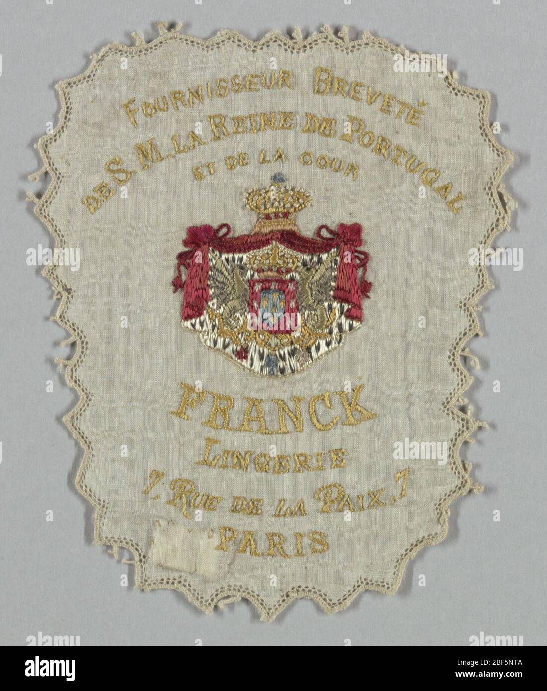 Yellow swags hi-res stock photography and images - Alamy