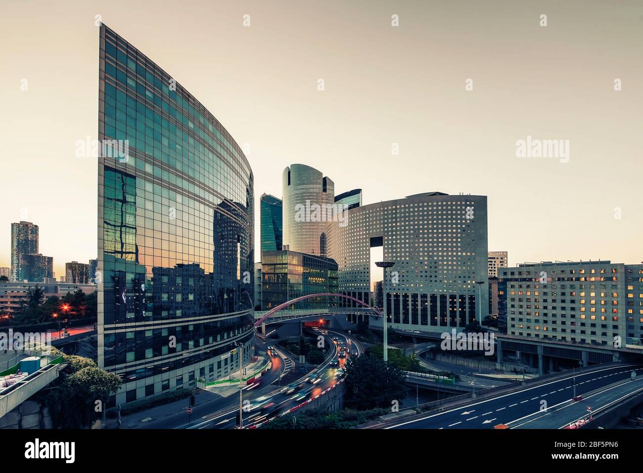 Paris La Defense Tower High Resolution Stock Photography and Images - Alamy