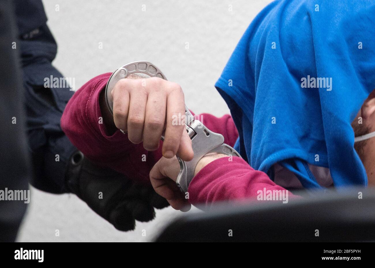 Crime court death handcuffs hi-res stock photography and images - Alamy