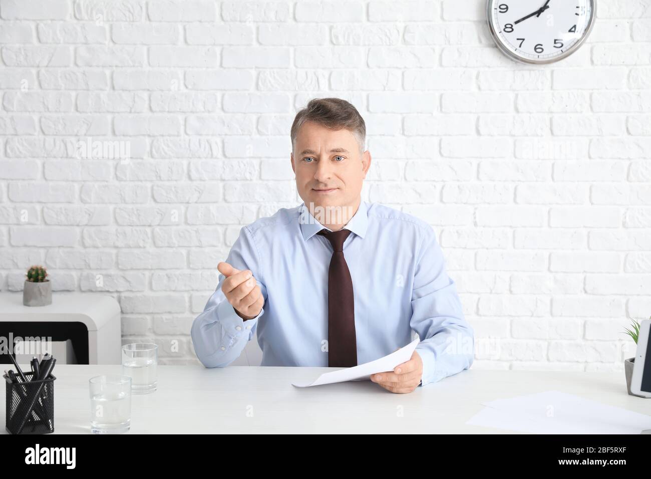 Conducting interview room hi-res stock photography and images - Alamy