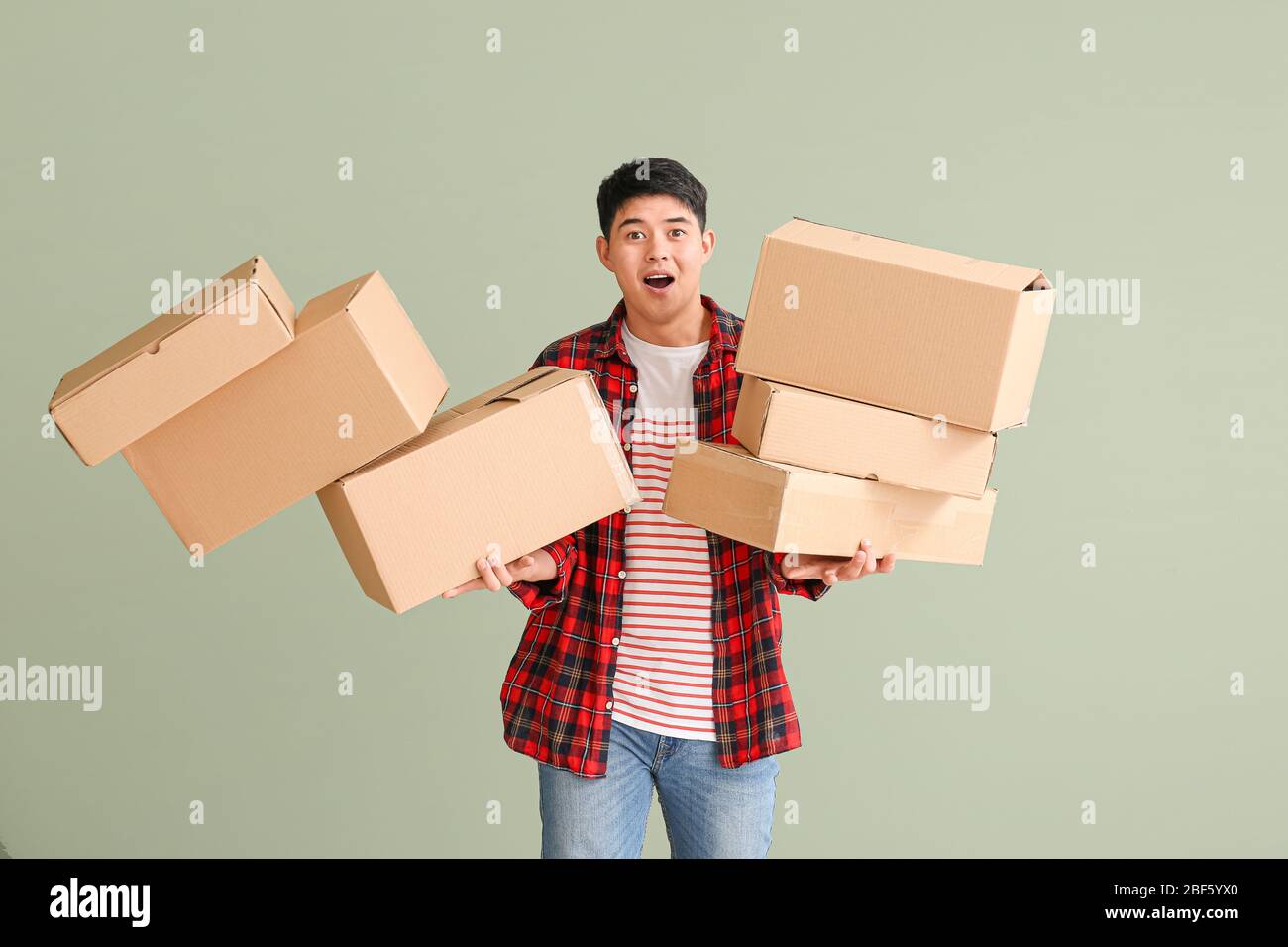 Dropping boxes hi-res stock photography and images - Alamy