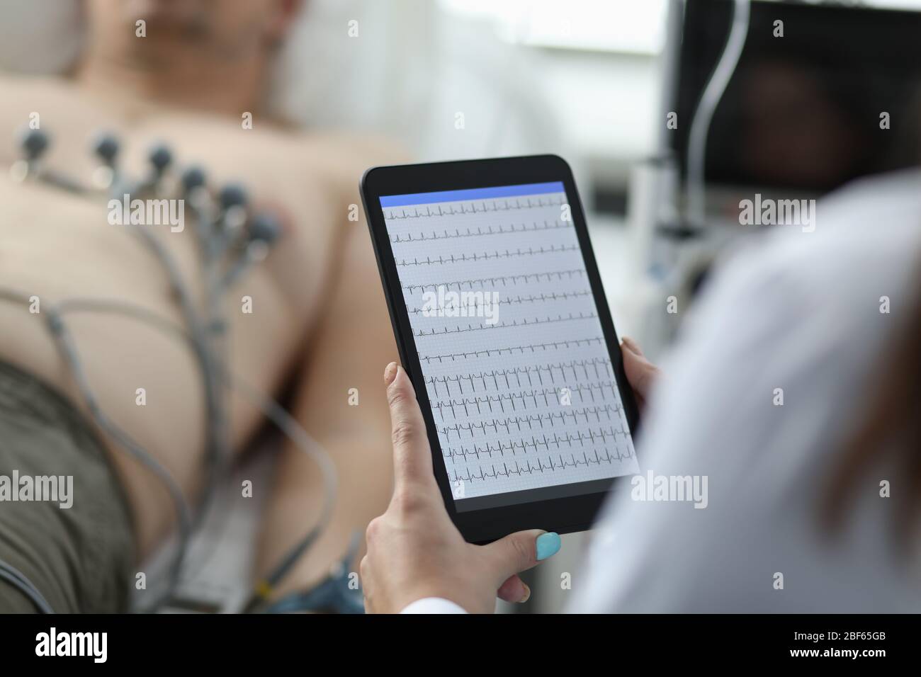 Diagnostic checkup hi-res stock photography and images - Alamy