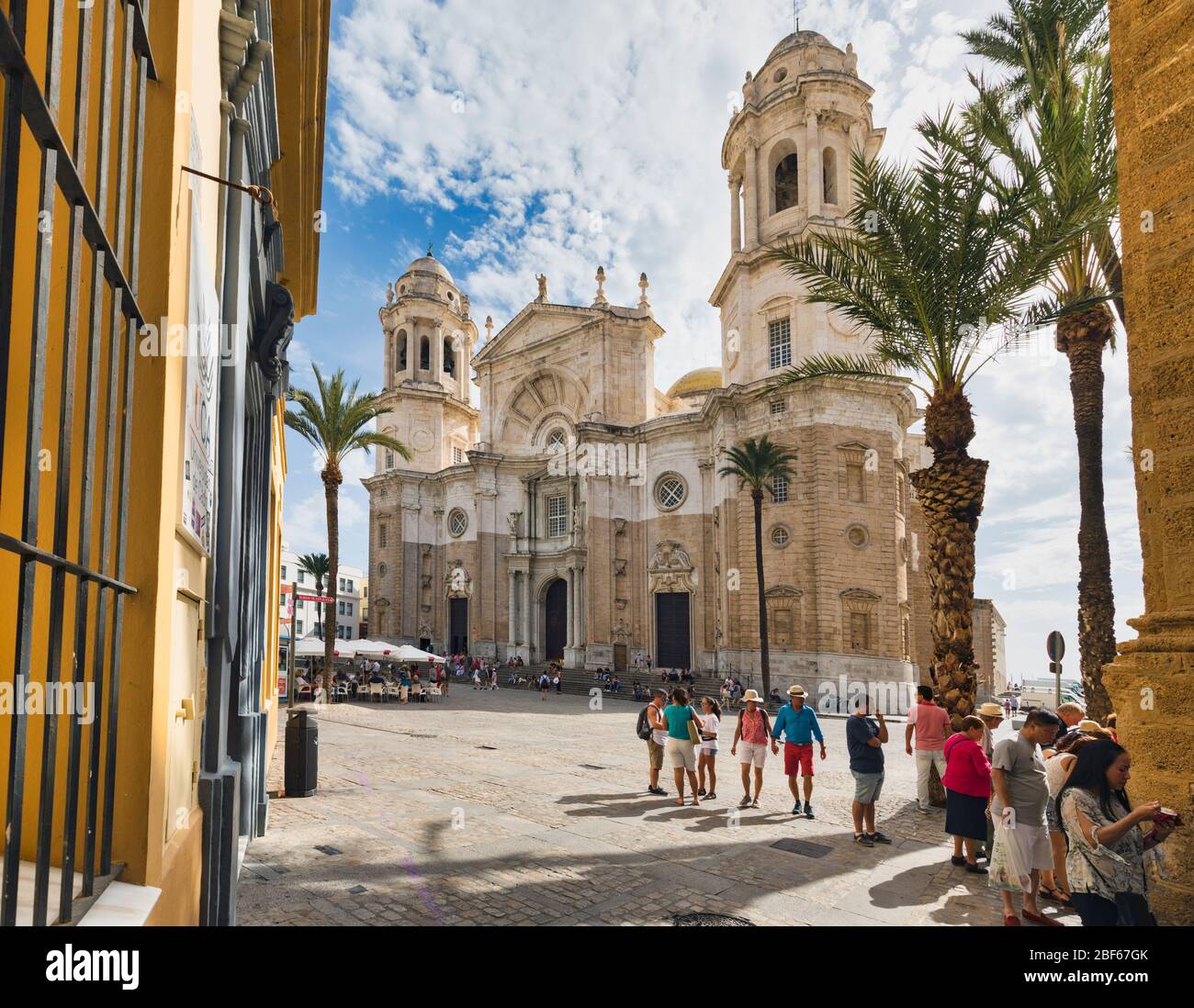 The cathedral in Plaza de la Catedral, or Cathedral Square, Cadiz ...