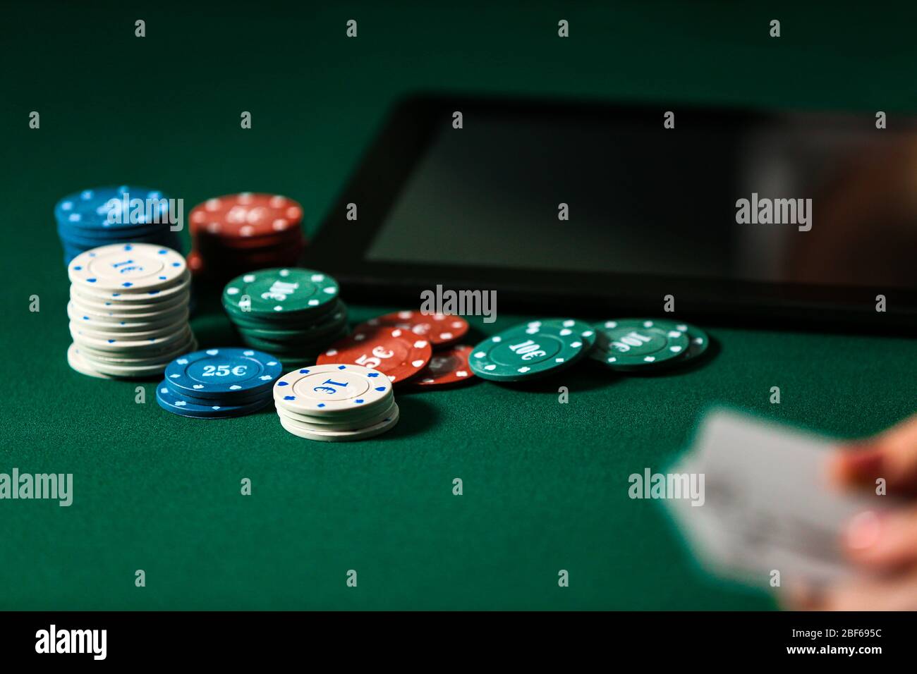 Computer chips competition hi-res stock photography and images - Alamy