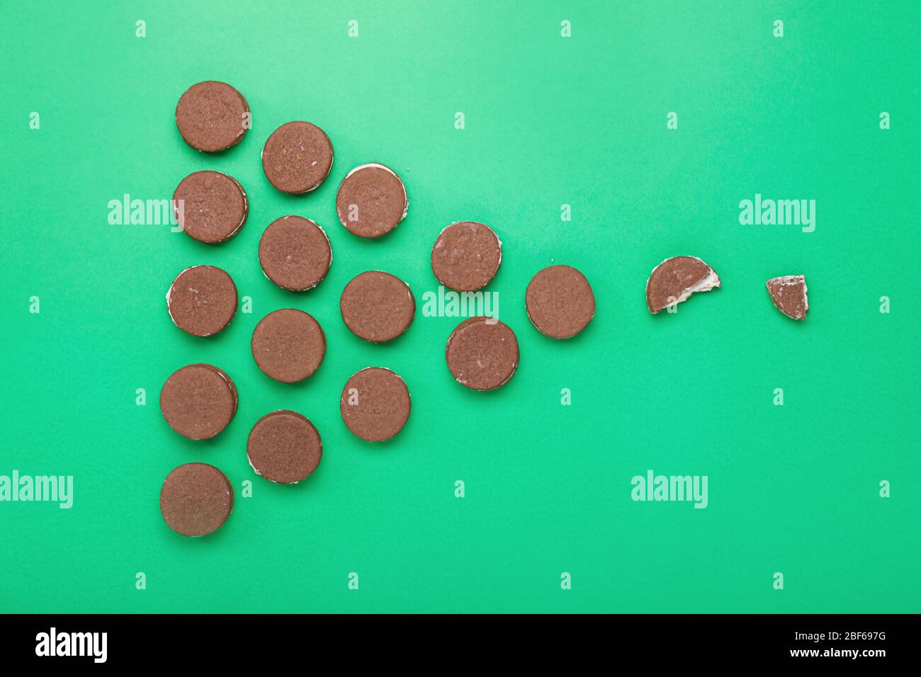 Tasty chocolate cookies on color background Stock Photo - Alamy