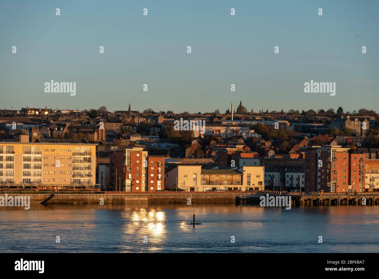 Architecture dundee buildings hi-res stock photography and images - Alamy