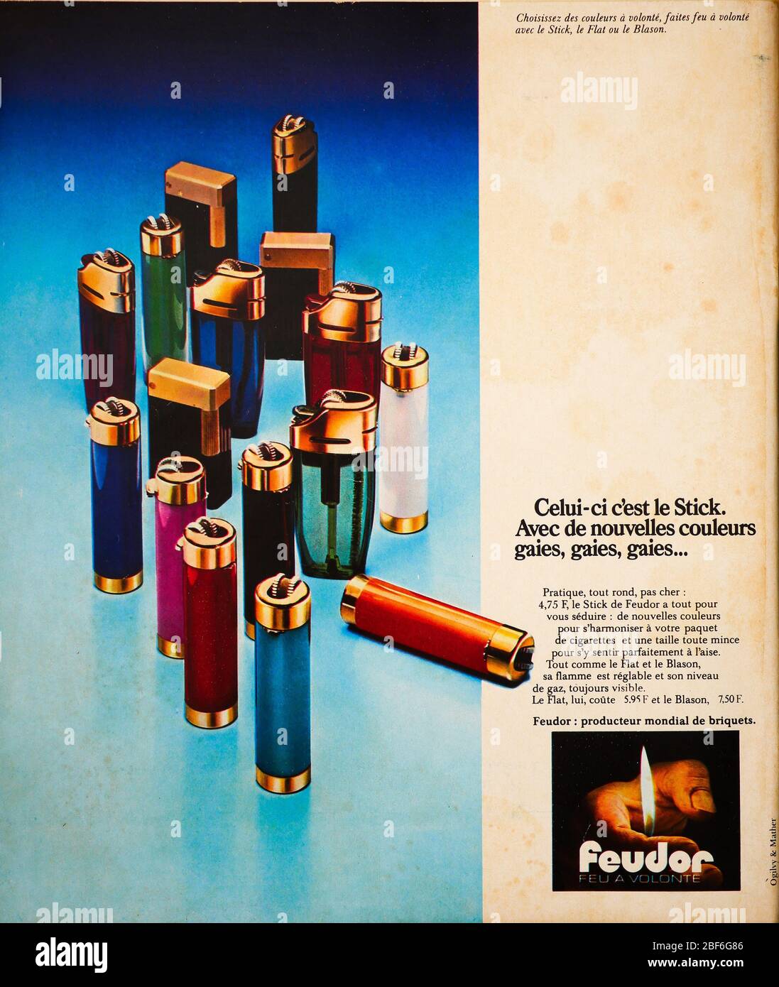 Page de publicité hi-res stock photography and images - Alamy