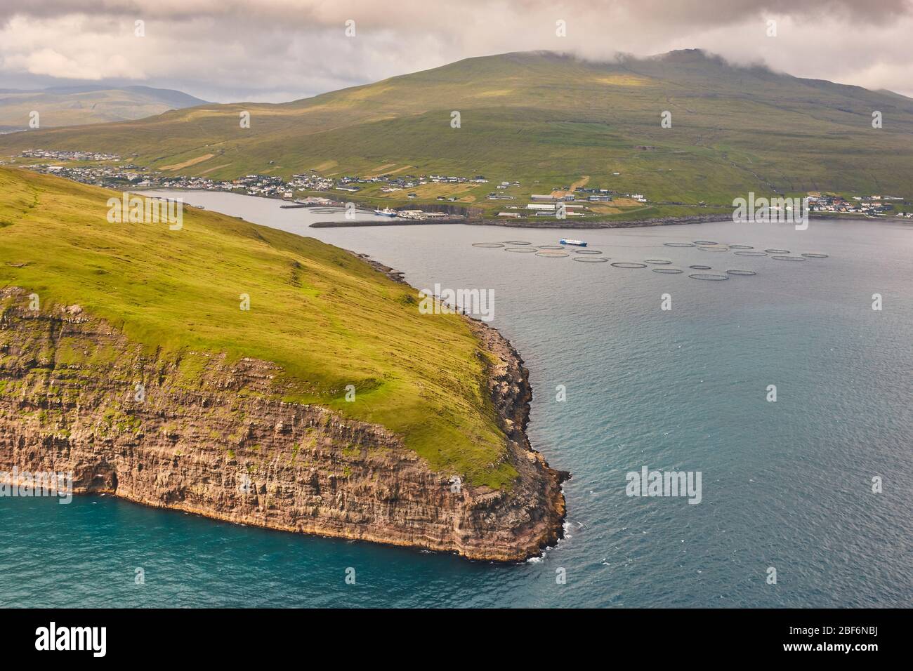 Salmon faroe islands hi-res stock photography and images - Alamy