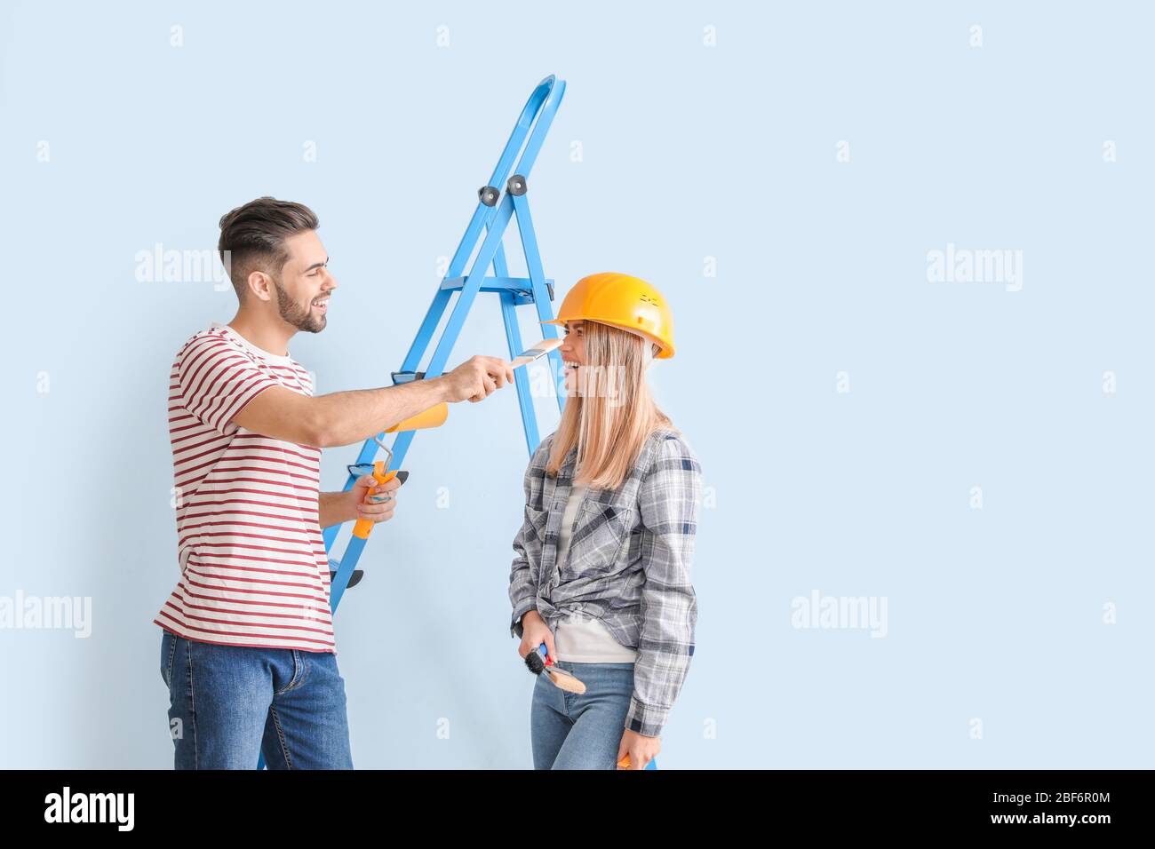 Couple making repair hi-res stock photography and images - Alamy