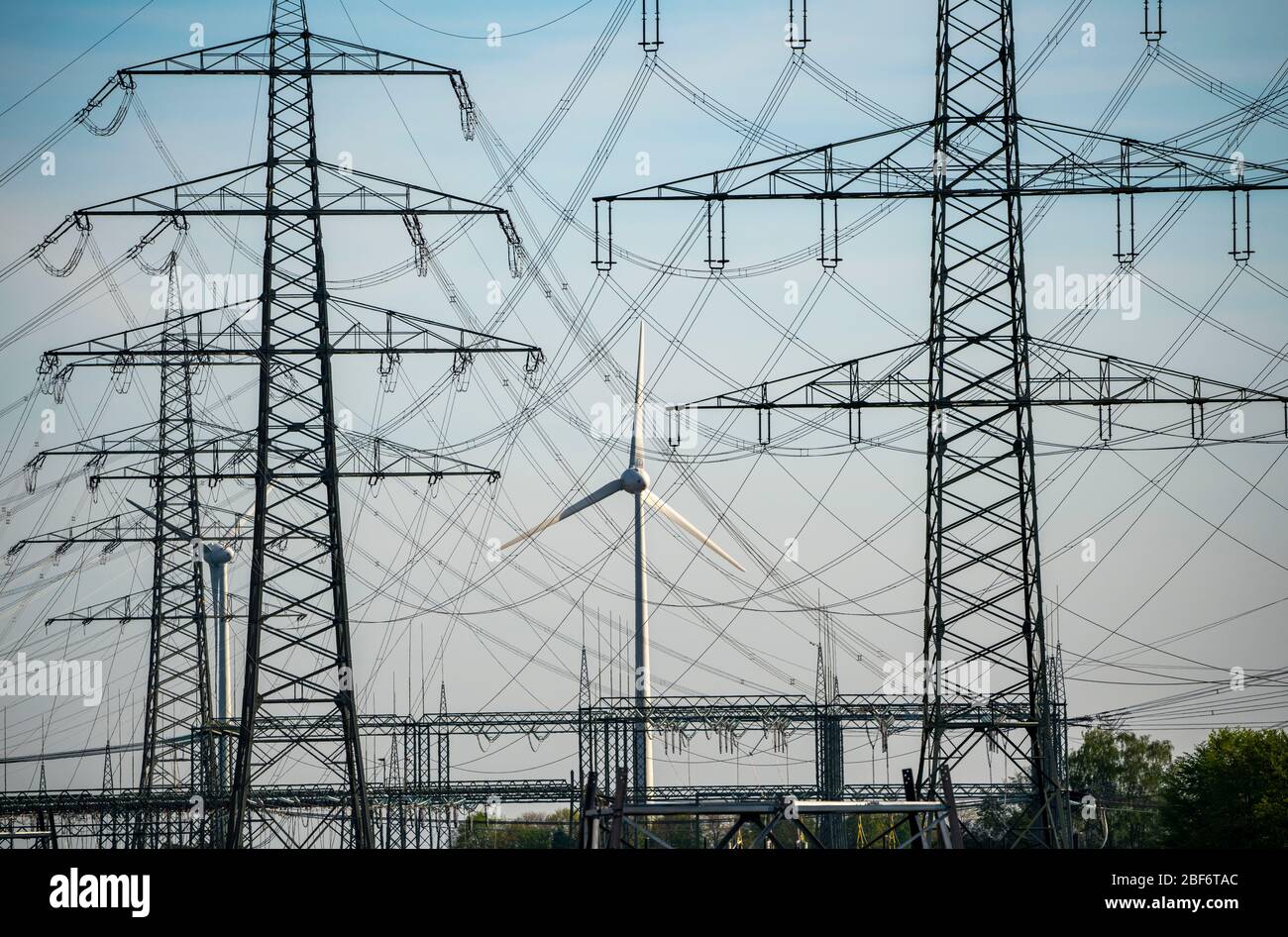 Extra-high voltage lines, 380 KV, at Gohrpunkt substation, the ...
