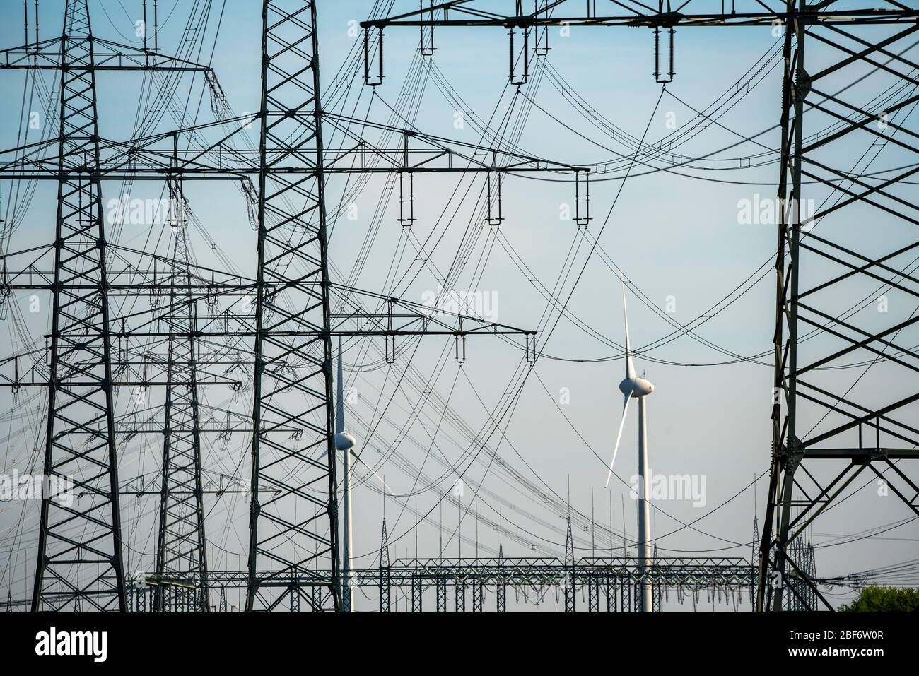 Extra-high voltage lines, 380 KV, at Gohrpunkt substation, the ...