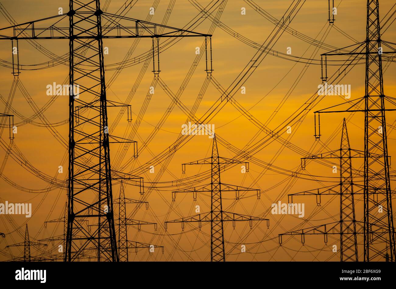 Extra-high voltage lines, 380 KV, power line, the electricity comes ...