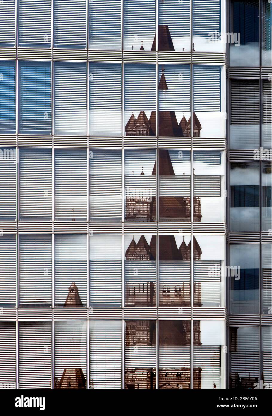 Contrast in architecture hi-res stock photography and images - Alamy