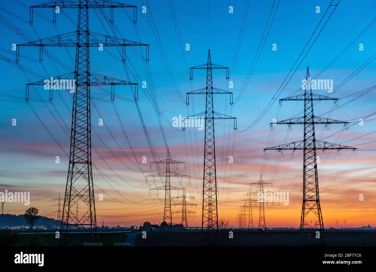 Extra-high voltage lines, 380 KV, power line, the electricity comes ...