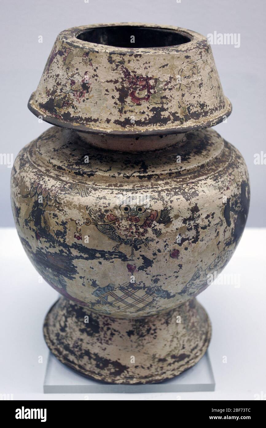 Painted eight-pot motif in the Ming Dynasty The Inner Mongolian ...