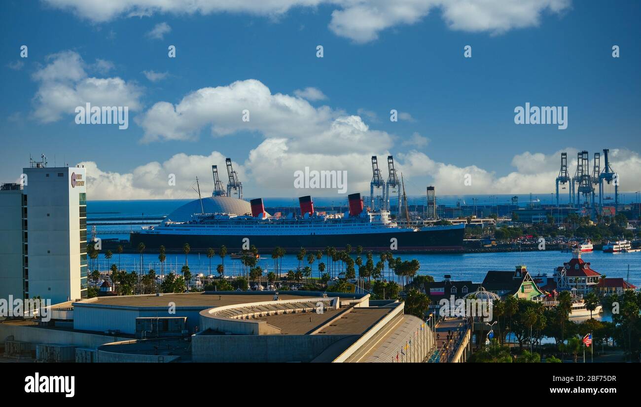 Queen mary ship bow hi-res stock photography and images - Alamy