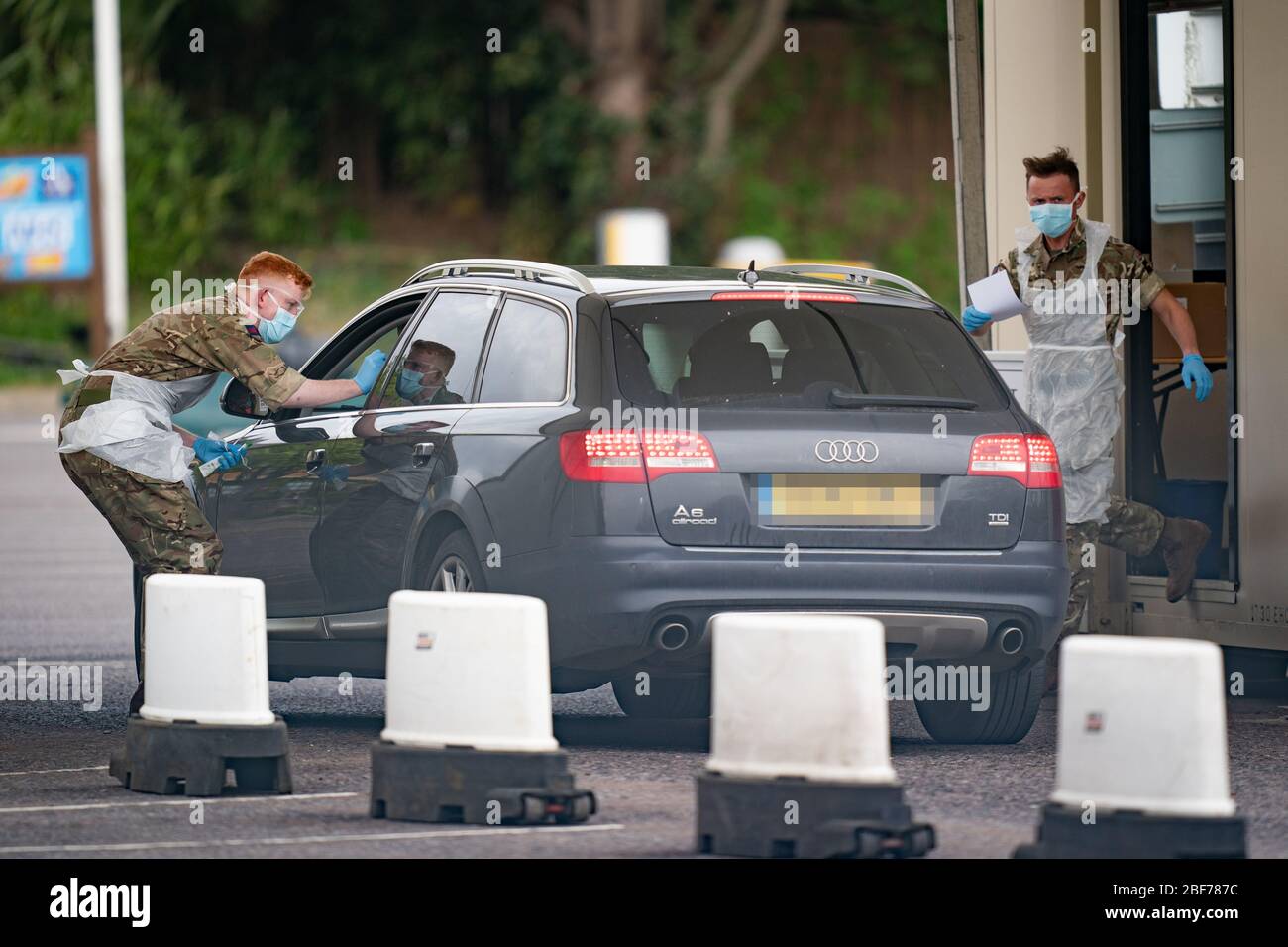 Number plate test uk hi-res stock photography and images - Alamy