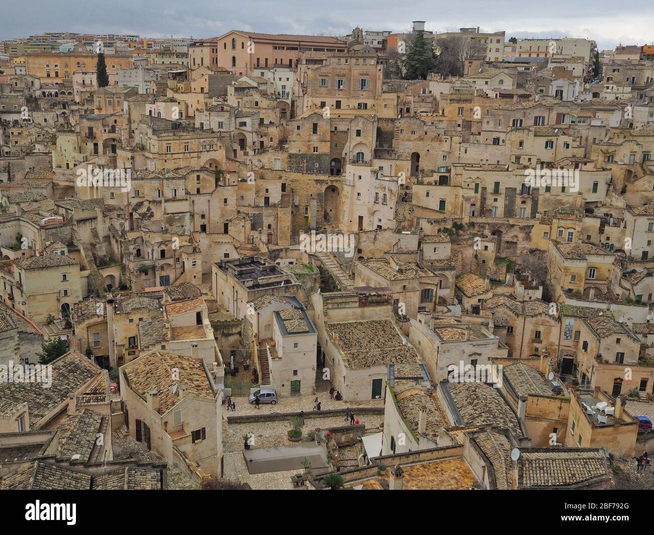 City carved out of the rock hi-res stock photography and images - Alamy