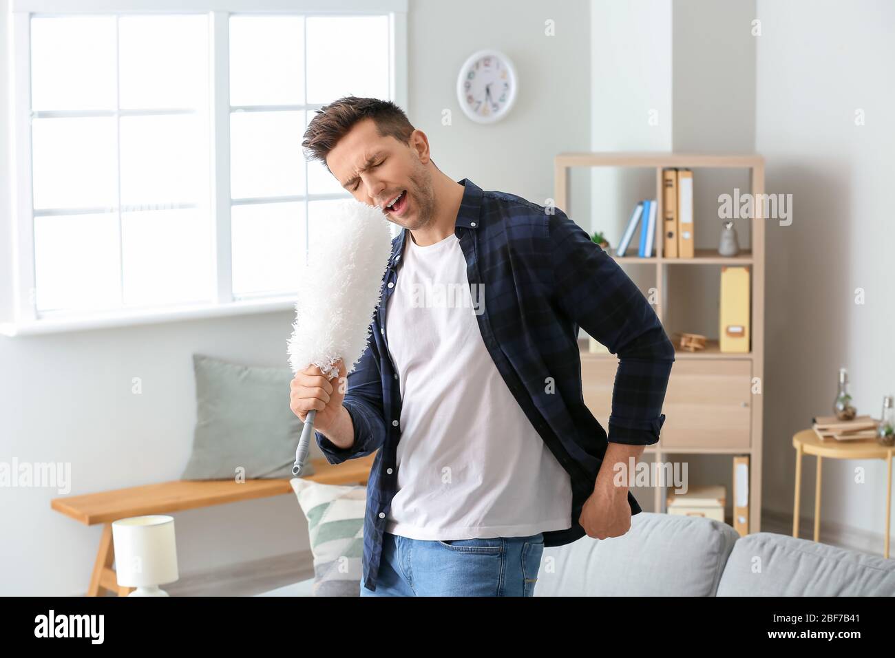 Modern person dancing using hi-res stock photography and images - Alamy