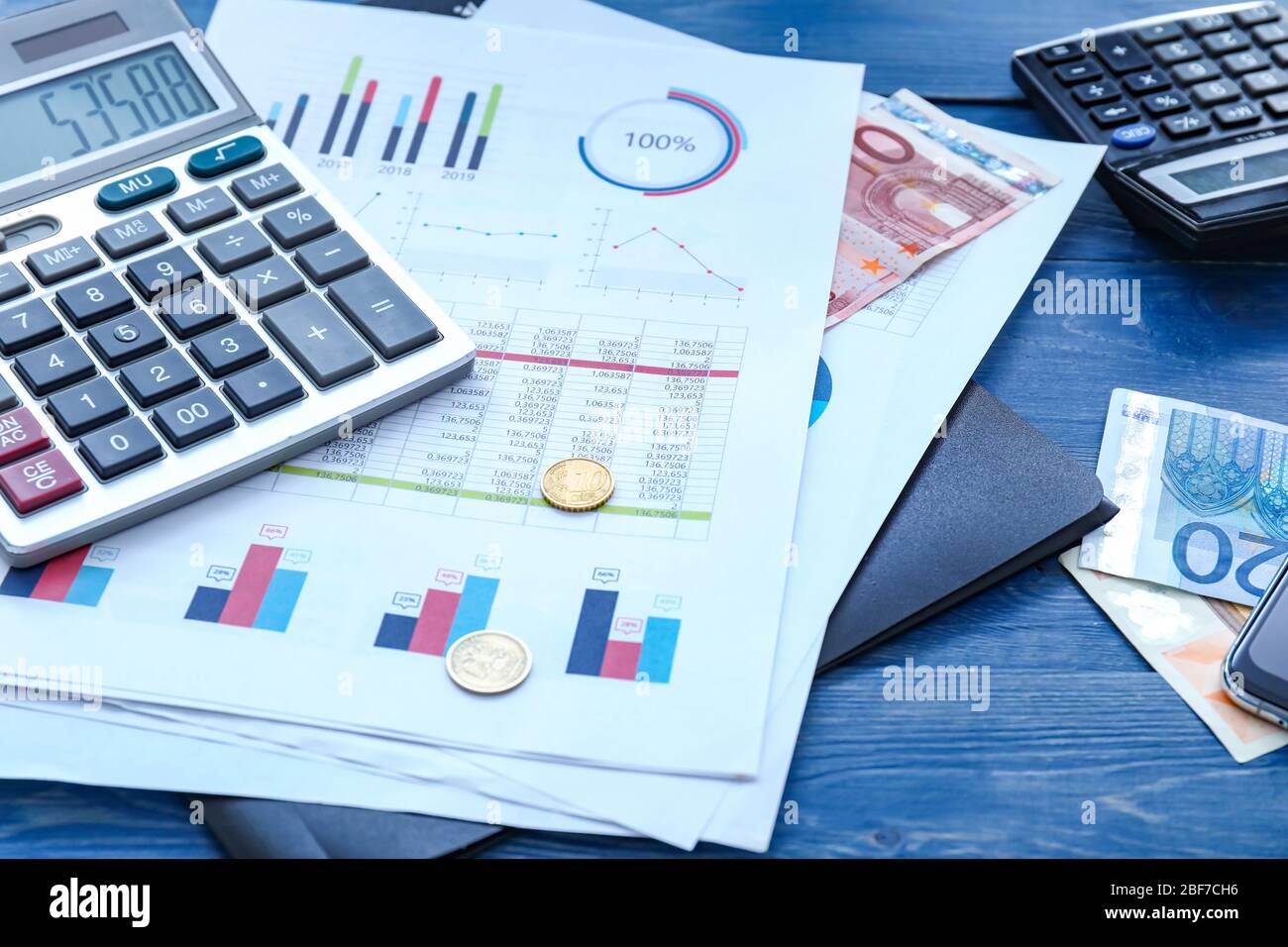 Workplace of modern bank manager Stock Photo - Alamy