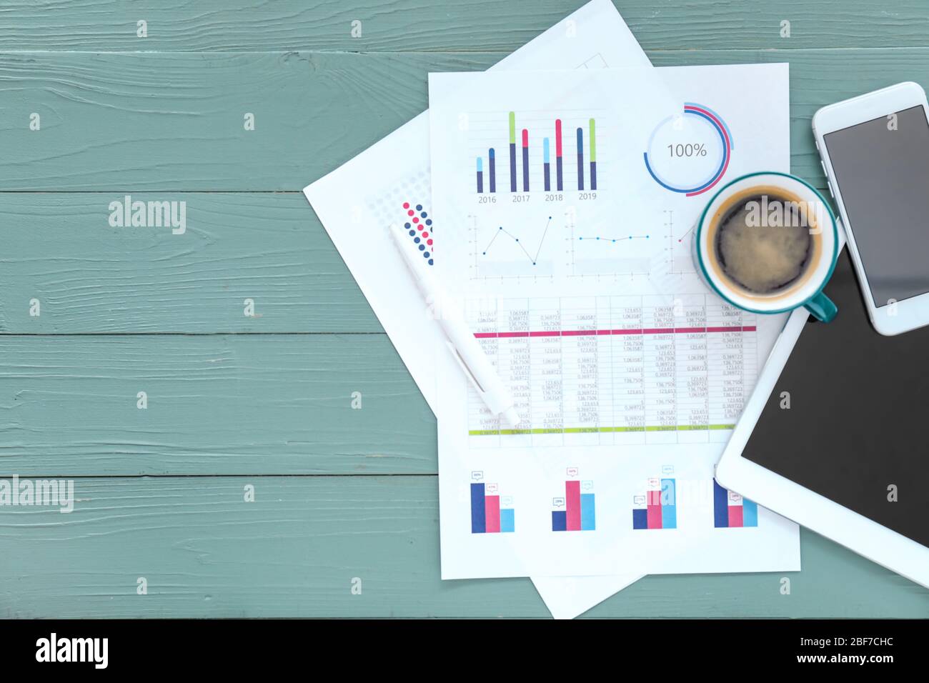 Workplace of modern bank manager Stock Photo - Alamy
