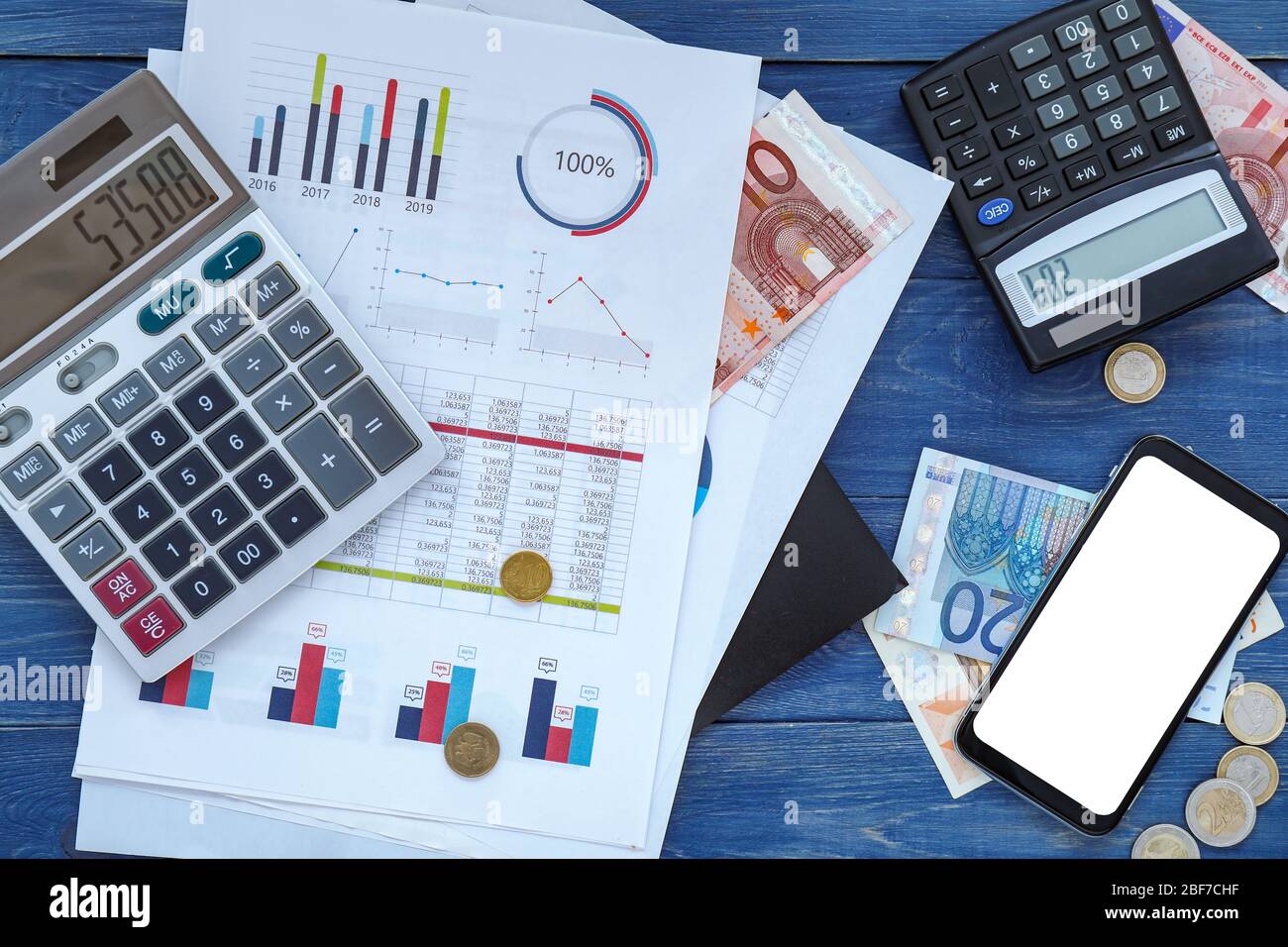Workplace of modern bank manager Stock Photo - Alamy