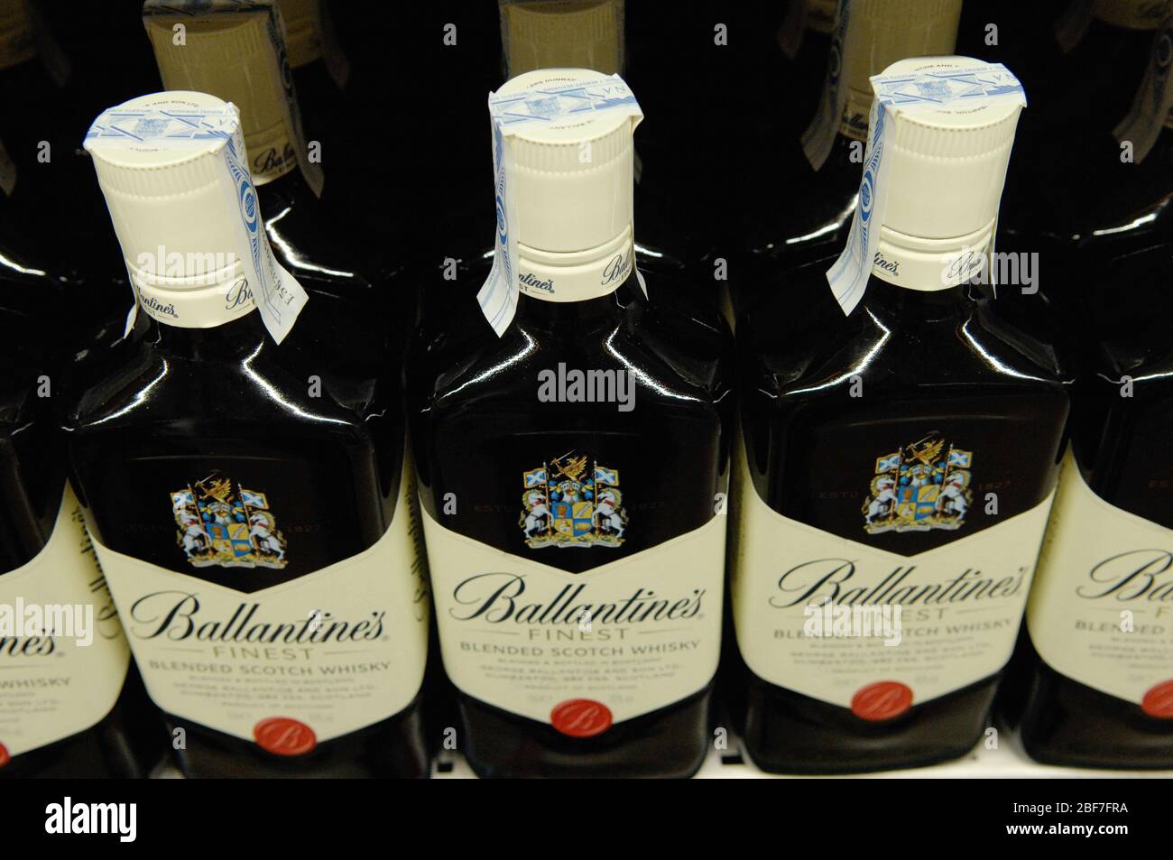 Ballantine's,blended scotch whisky Stock Photo - Alamy