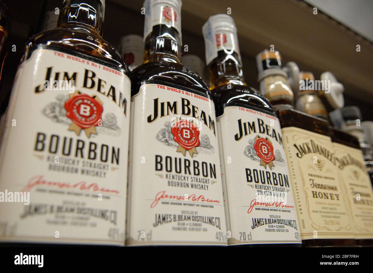 Jim Beam Bottle Sizes Buy Jim Beam Kentucky Straight Bourbon Whiskey