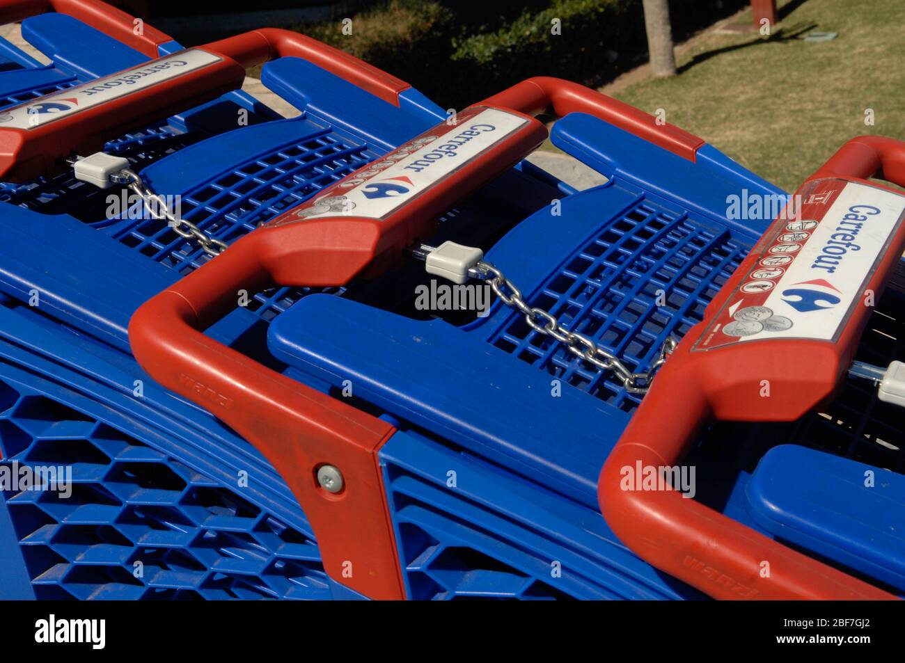 chained shopping carts Stock Photo - Alamy