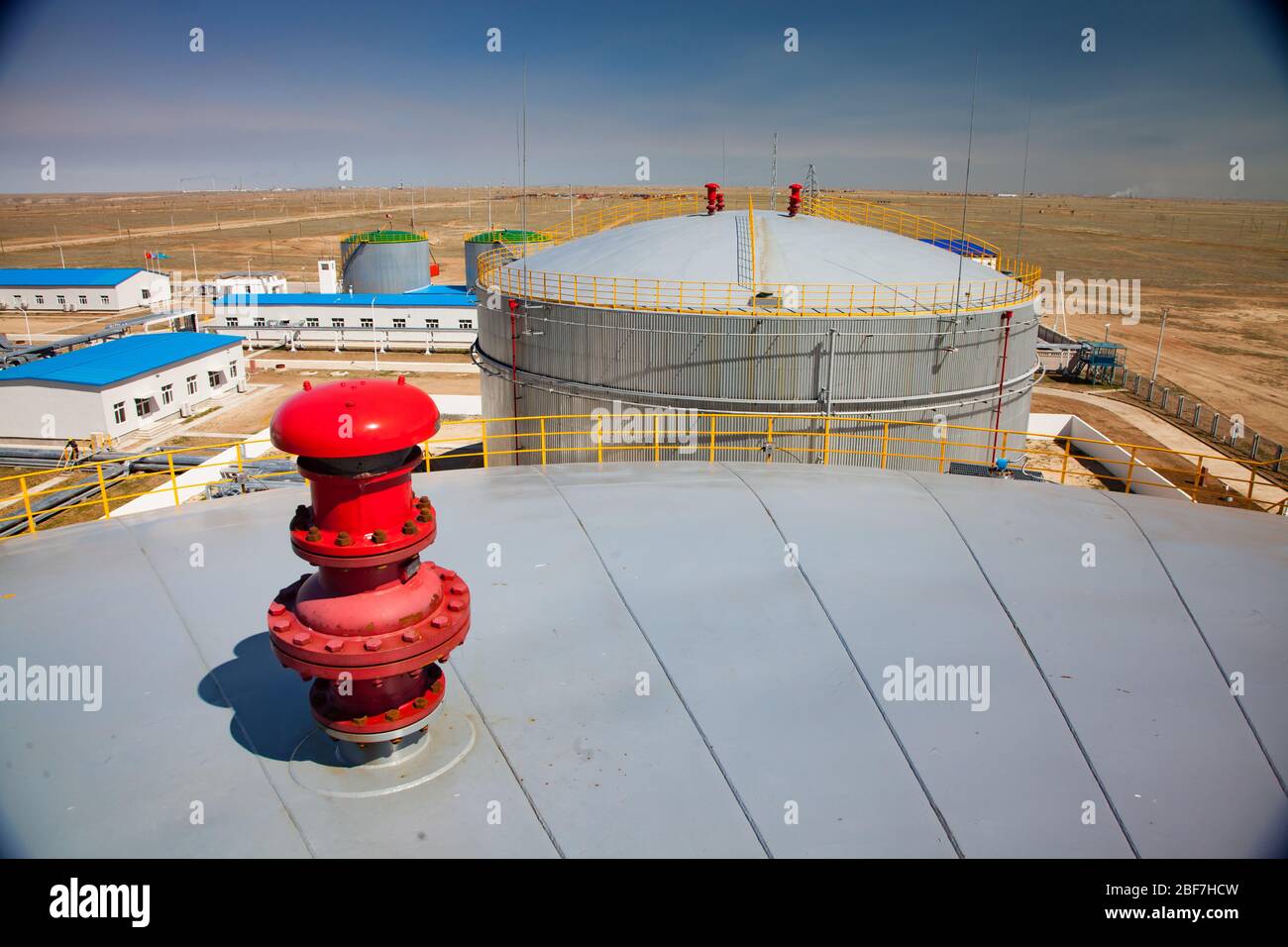 Oil distillation tanks hi-res stock photography and images - Alamy