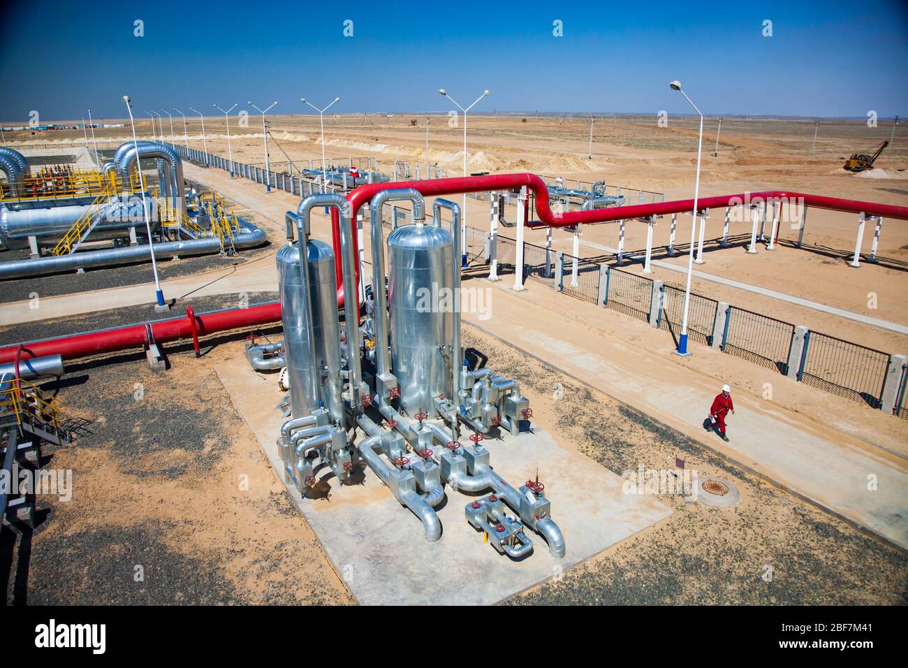 Oil and gas processing plant valves hi-res stock photography and images ...