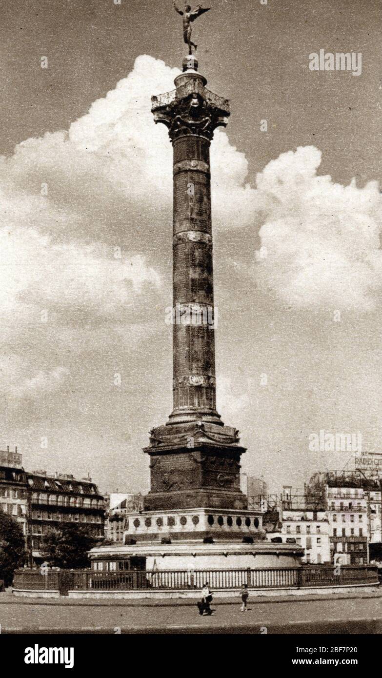 Vue de la place de la Bastille et la colonne Paris (Bastille square ...