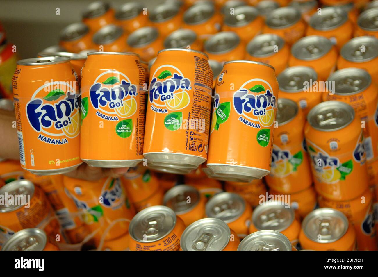 Fanta go hi-res stock photography and images - Alamy